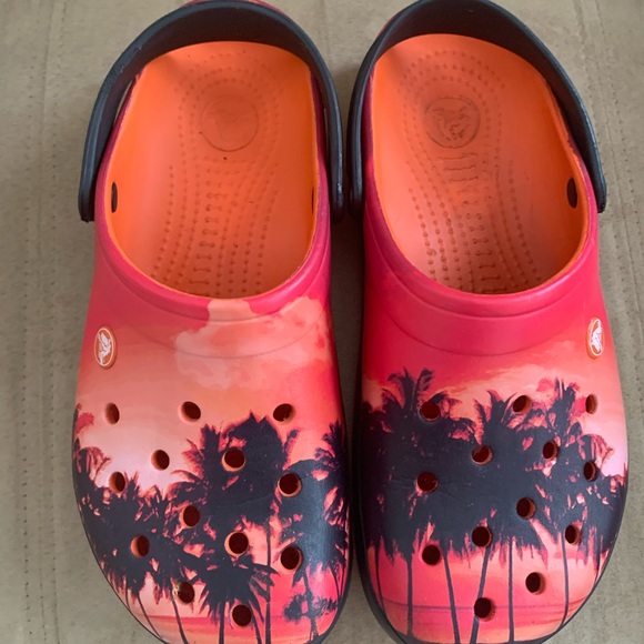 CROCS | Shoes | Tropical Style Crocs | Poshmark